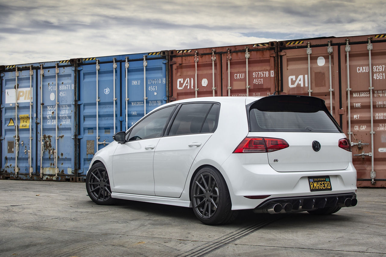 2016 Volkswagen Golf R - TSW BATHURST - Gray | Wheel Pros